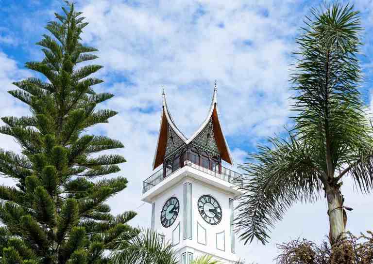 Mengenal Jam Gadang: Ikon Kota Bukittinggi Kembaran Big Ben London ...