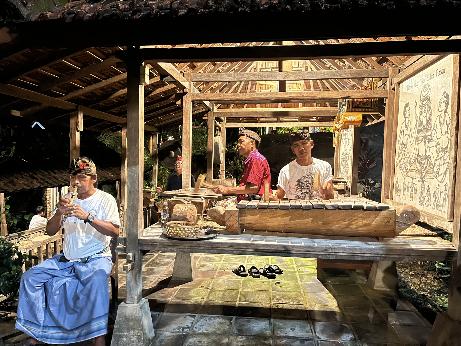 Pernah Coba Mindful Eating? Temukan di Dapur Bali Mula, Restoran Unik ...